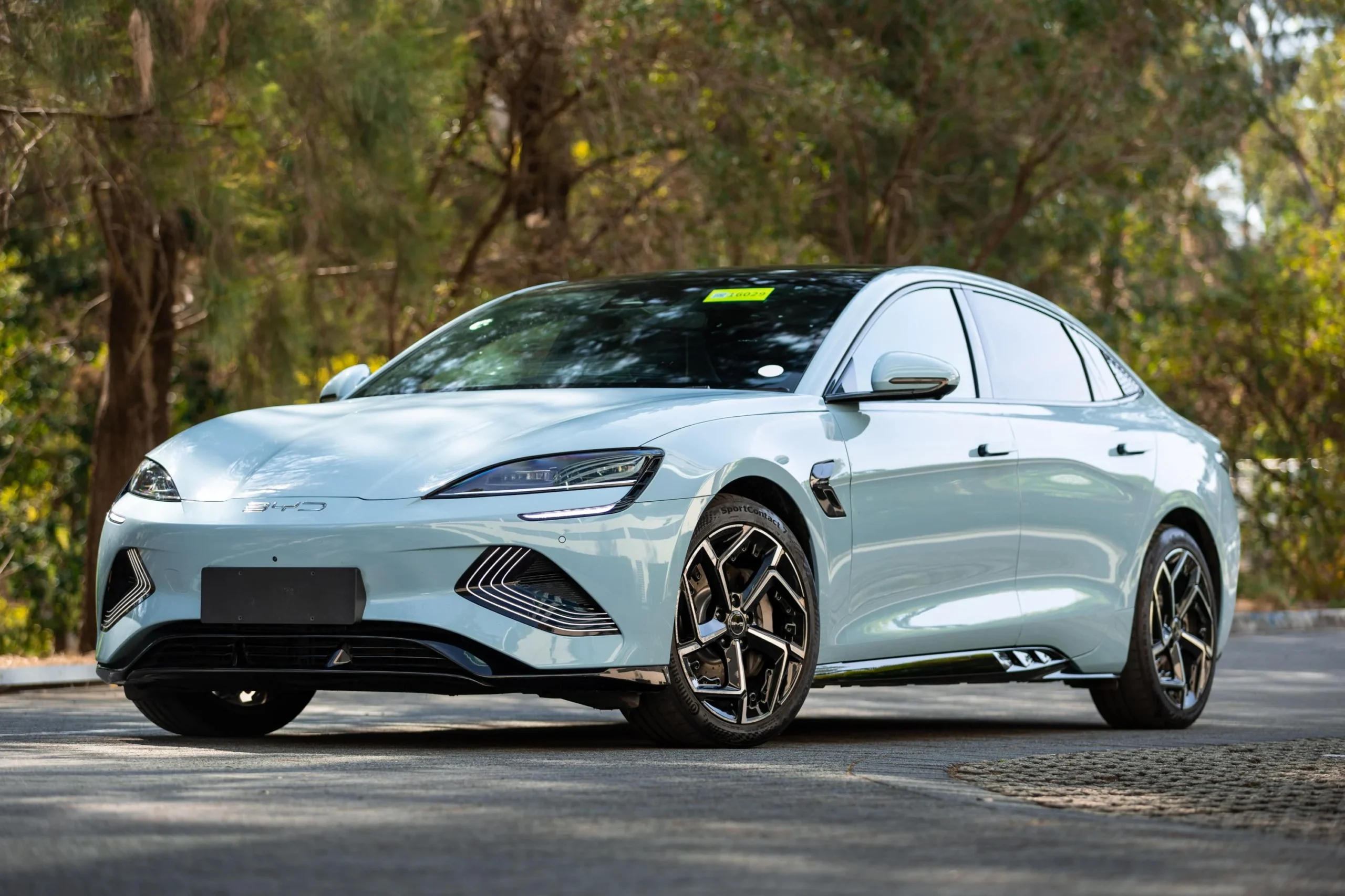 Electric vehicle sales break records - Australian Automobile Association