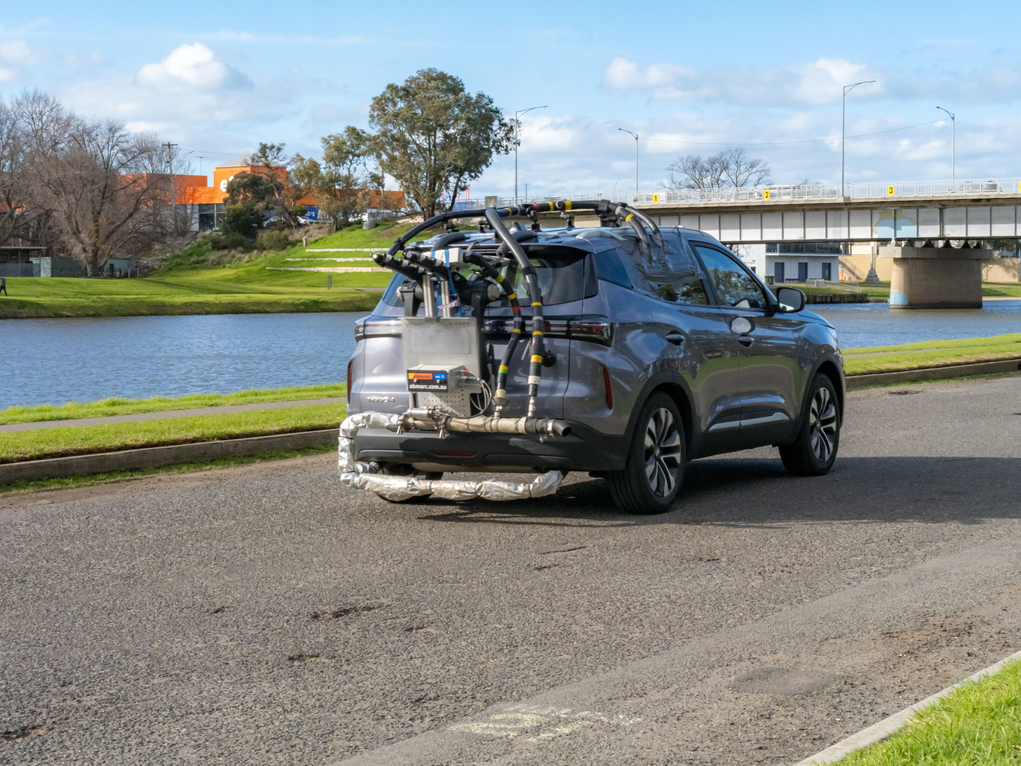 Road deaths surge ahead of holiday period - Australian Automobile ...